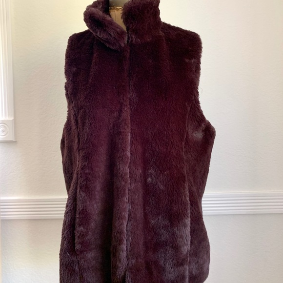 Andrew Marc | Jackets & Coats | Marc New York By Andrew Marc Fur Vest ...